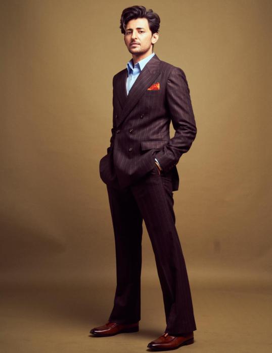 Darshan Raval Net Worth, Lifestyle, Age, Height, Weight, Family, Wiki ...